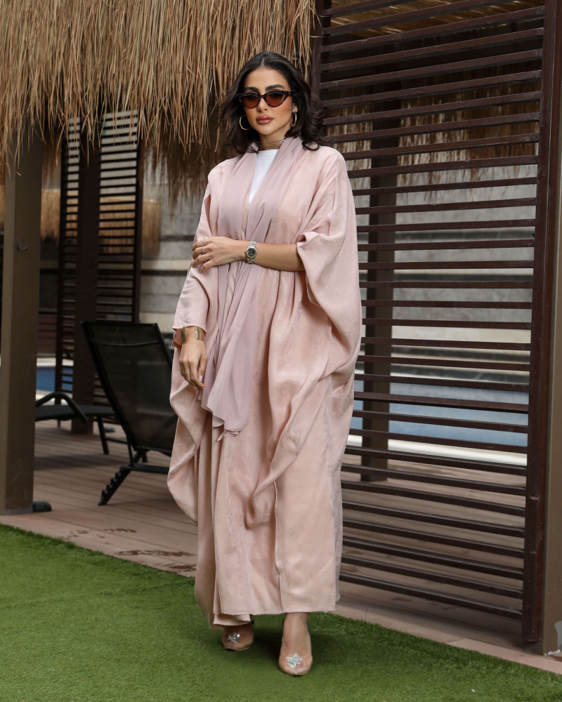 bisht silky PINK | Aeon